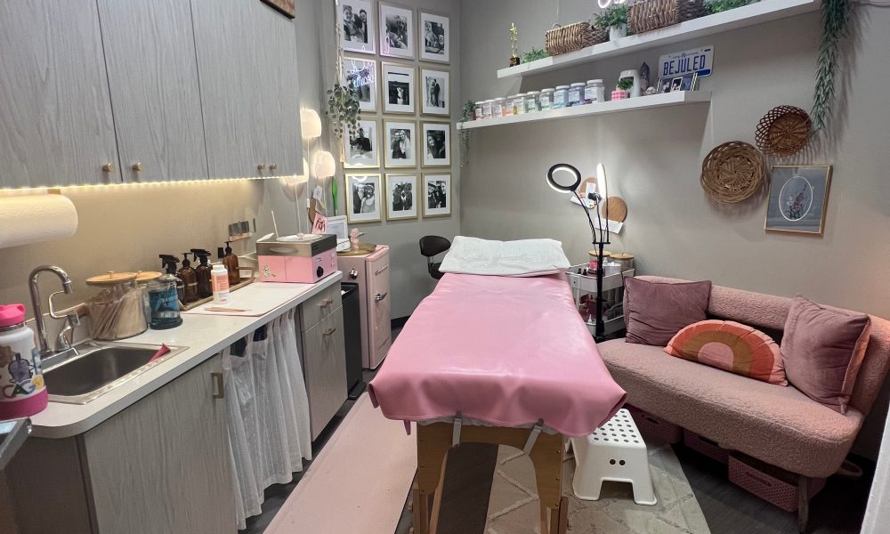 How room salon services are transforming modern nightlife? - Year Tearm