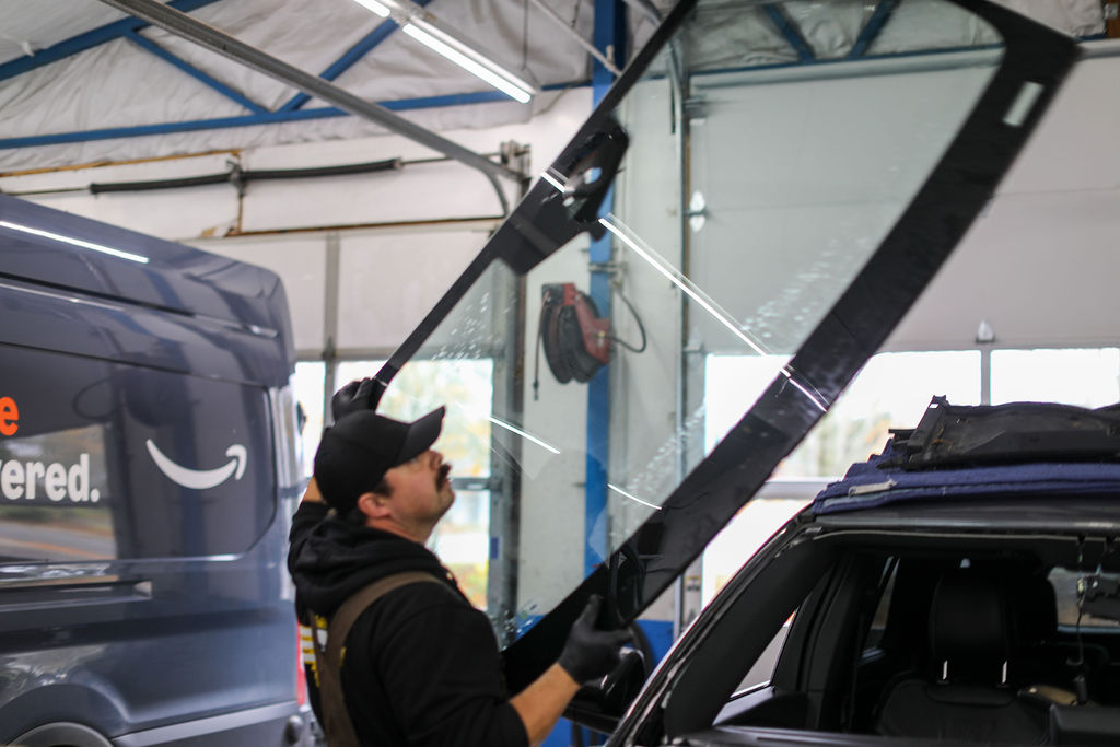 Clear Vision Every Time: Why Your Vehicle’s Glass Matters - Year Tearm